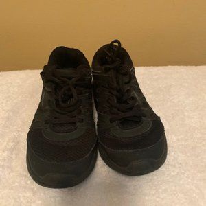 Shoes | Catapult Black Tennis | Poshmark